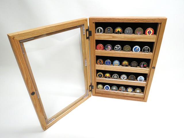 Coin Display w/ glass door (oak) - DomEx Hardwoods