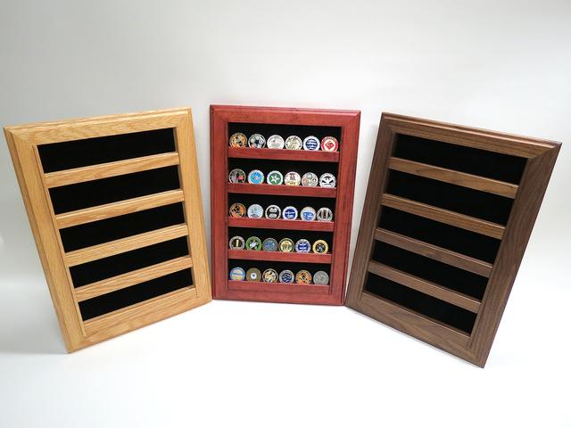 Coin Display - "open wall" (oak) - DomEx Hardwoods