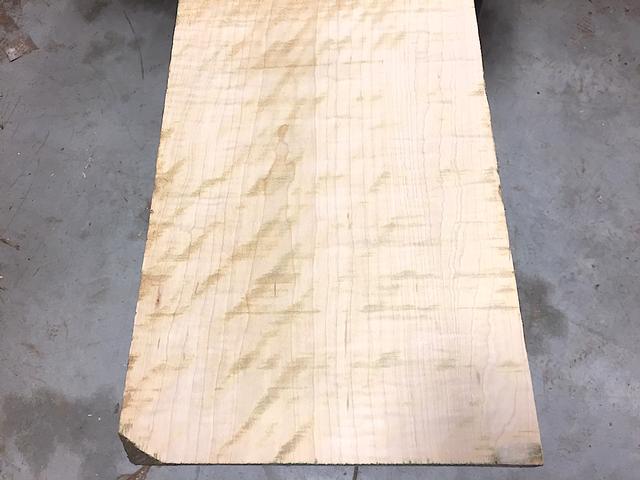 Hard Maple, Premium (curly) 1 x 10 x 110 - DomEx Hardwoods