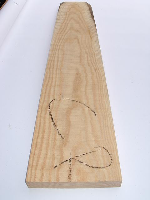 Oak, Red (curly) 1 x 7-1/4 x 67 - DomEx Hardwoods