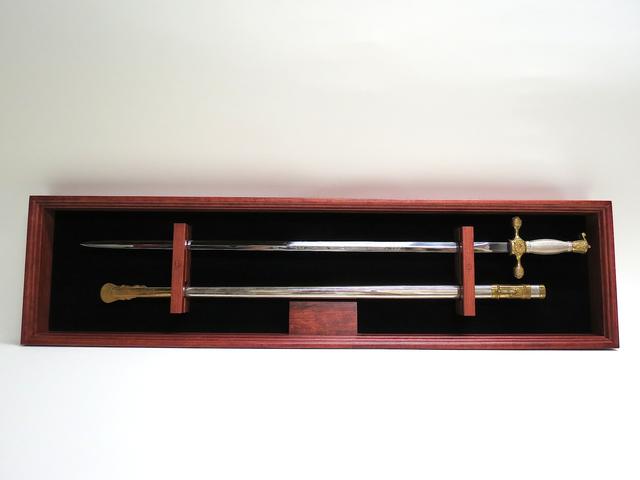 Saber Case - "open wall" (cherry) - DomEx Hardwoods